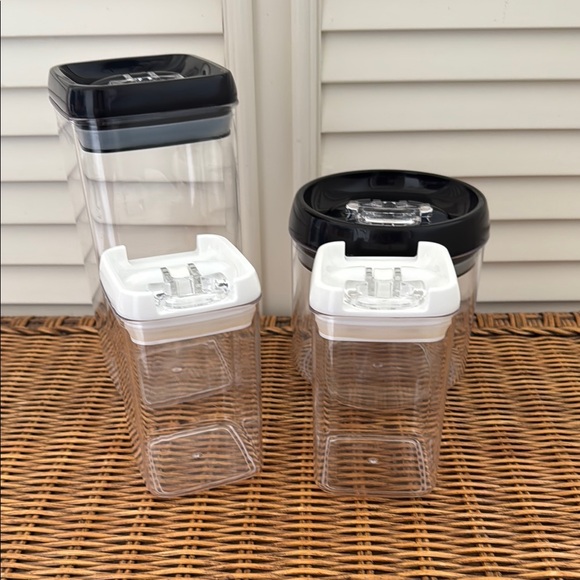 Felli Flip-Tite | Kitchen | Felli Fliptite Airtight Kitchen Storage ...
